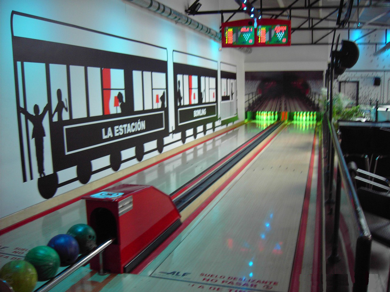 Professional Bowling - Bowling ALF instalacion de Boleras profesionales